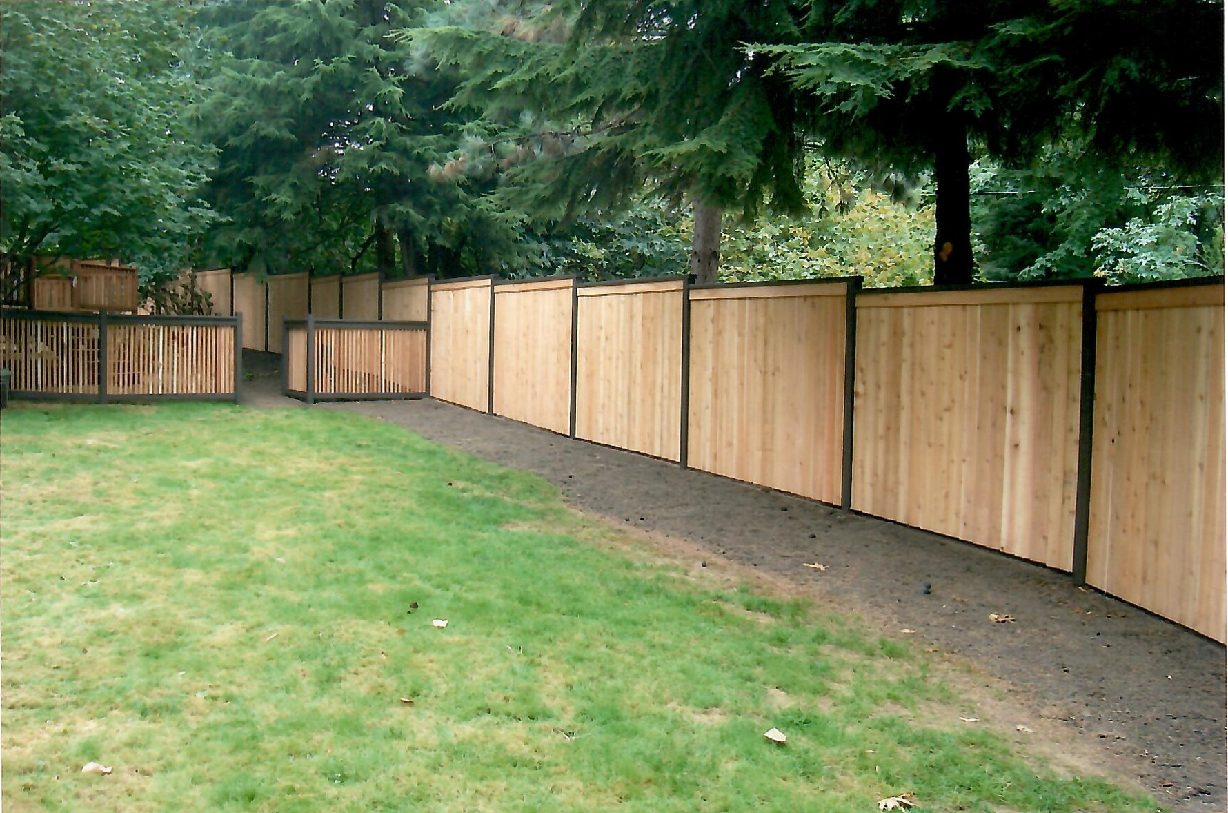 Vinyl Fence | Attractive and low-maintenance | Baja Fence